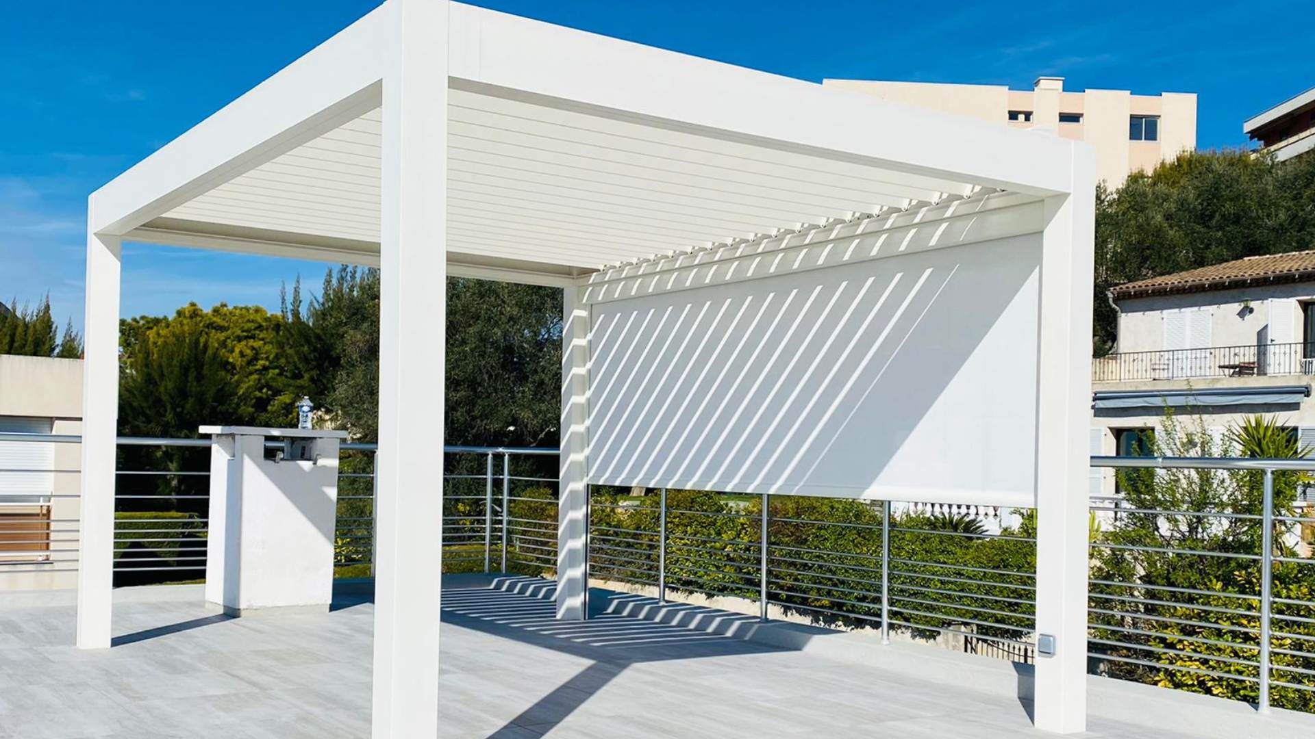 Pergolas sur mesure à Monaco: Style et fonctionnalité - Green Aluminium